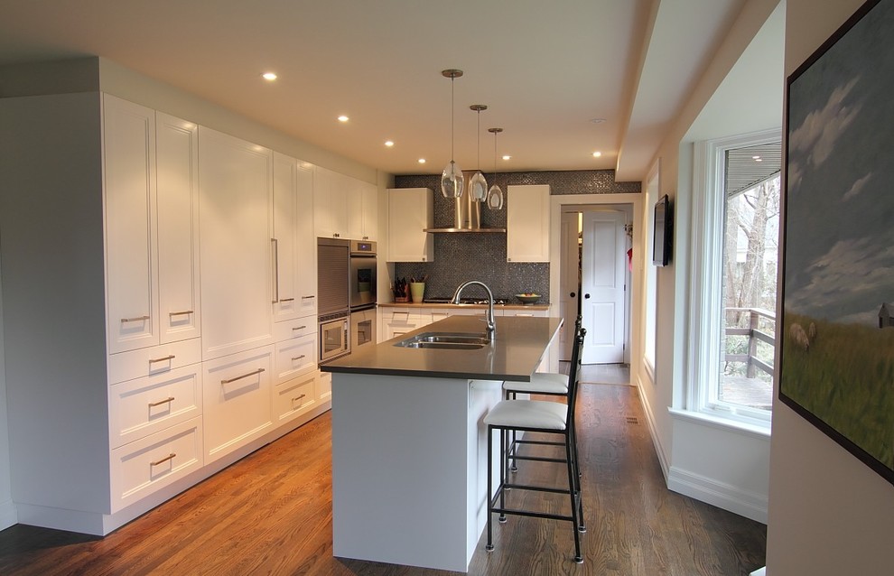 Traditionally Cool - Traditional - Kitchen - Ottawa - by Handwerk ...