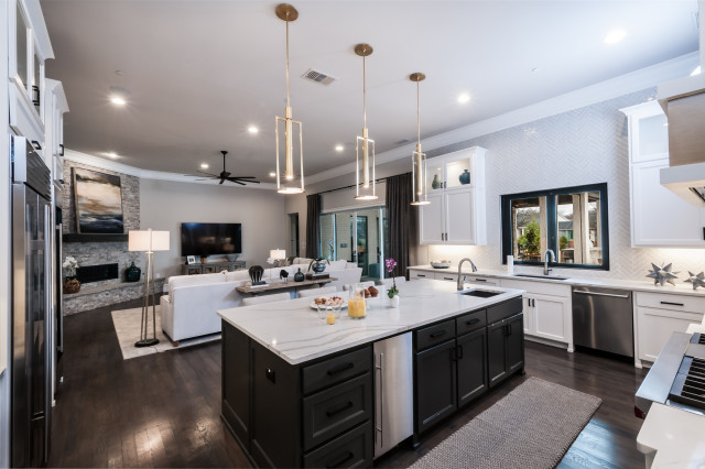 Tranquility - Modern - Kitchen - Dallas - by Stephanie Kratz Interiors ...