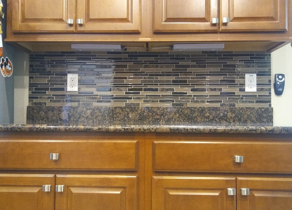 TRANSITIONAL BACKSPLASH - Transitional - Kitchen - Other - by RECODECO ...