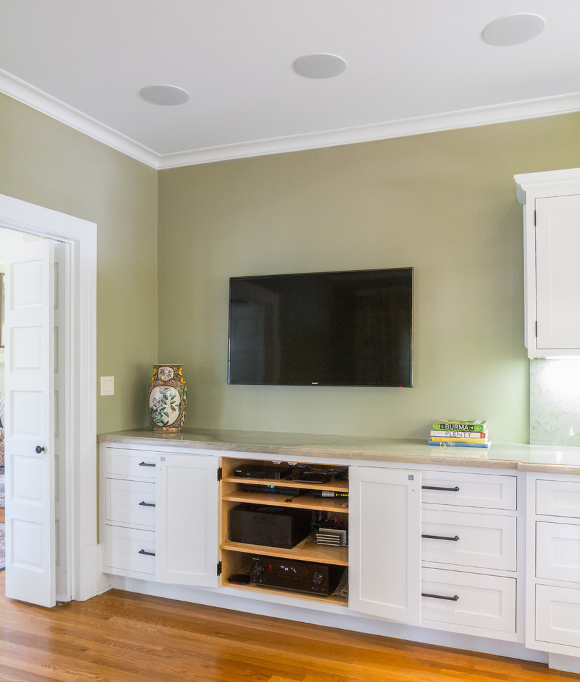 Transitional Colonial Craftsman - Traditional - Kitchen - Los Angeles ...