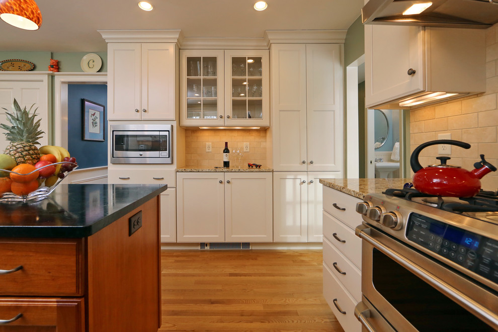 Transitional Farmhouse Kitchen - Farmhouse - Kitchen - Providence - by ...