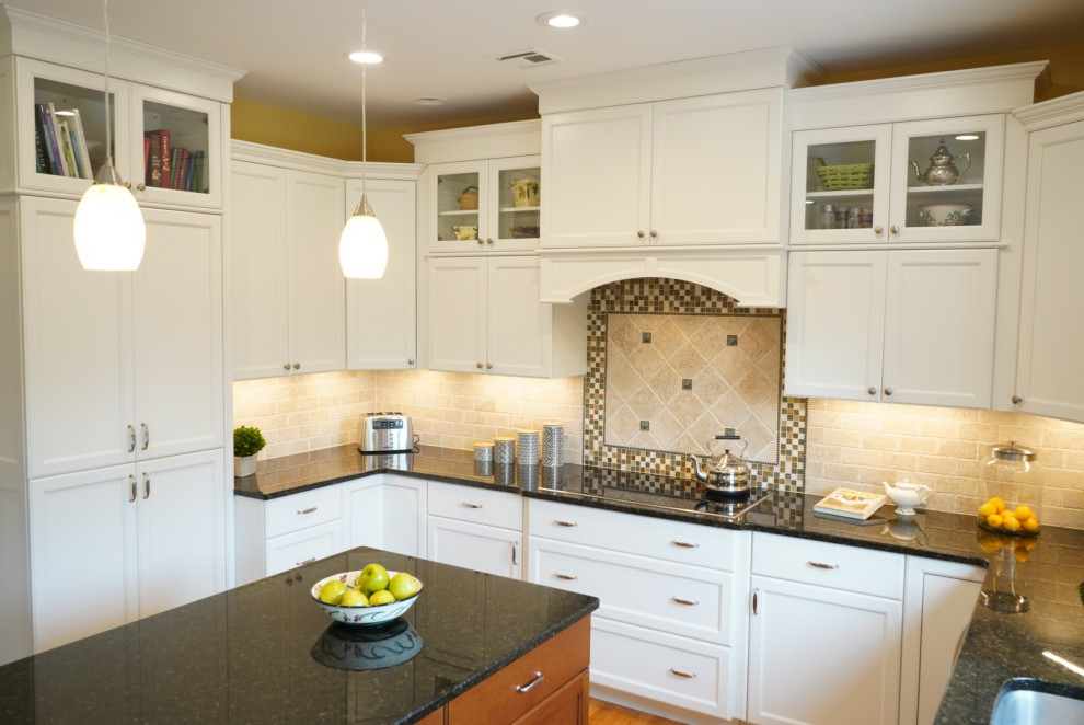Transitional Kitchen for Updated Farmhouse - Transitional - Kitchen ...