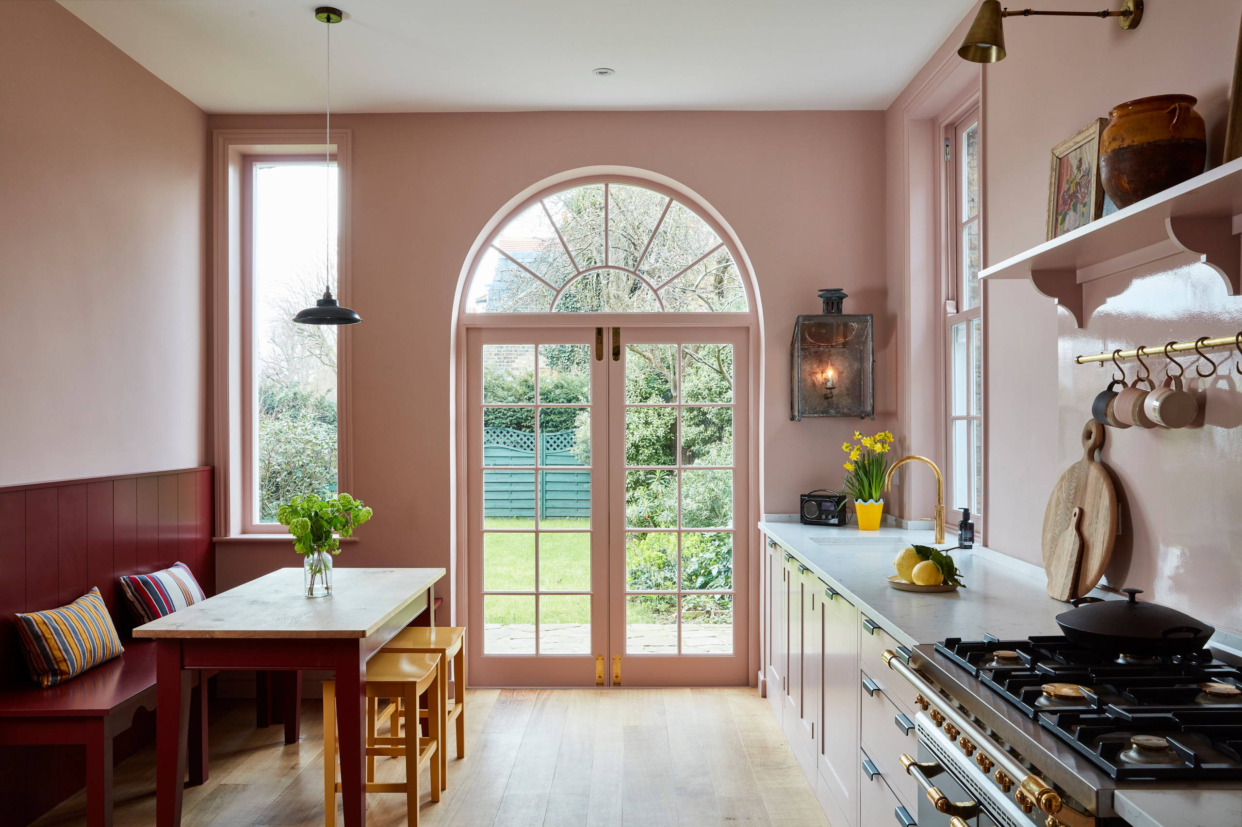 20 Kitchens Where Heritage Style Meets Contemporary Design | Houzz NZ