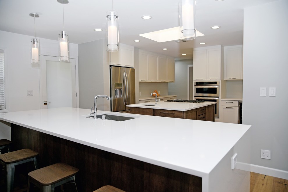 Transitional Kitchen - Two Tone - Transitional - Kitchen - Los Angeles ...