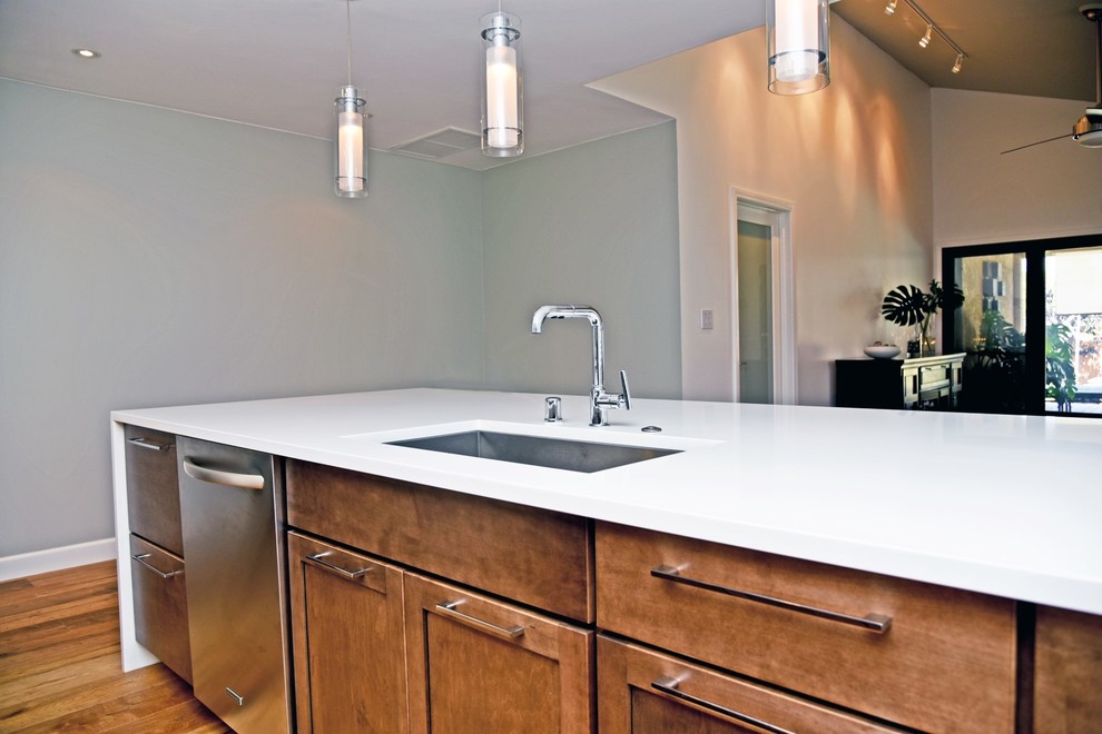 Transitional Kitchen - Two Tone - Transitional - Kitchen - Los Angeles ...