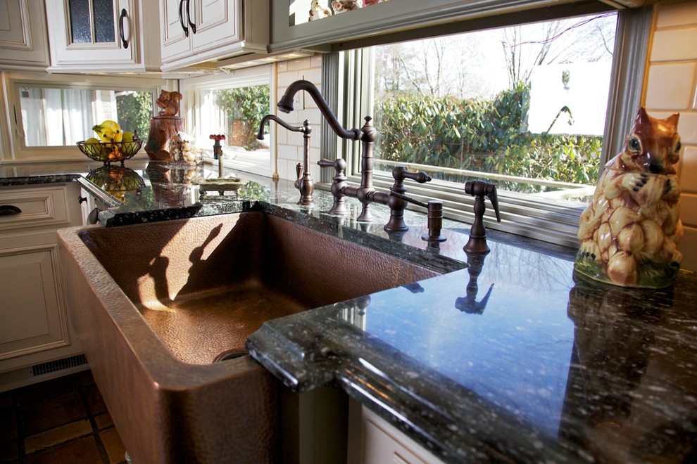 Tri Color Kitchen- All pics are property of Merri Interiors, Inc ...