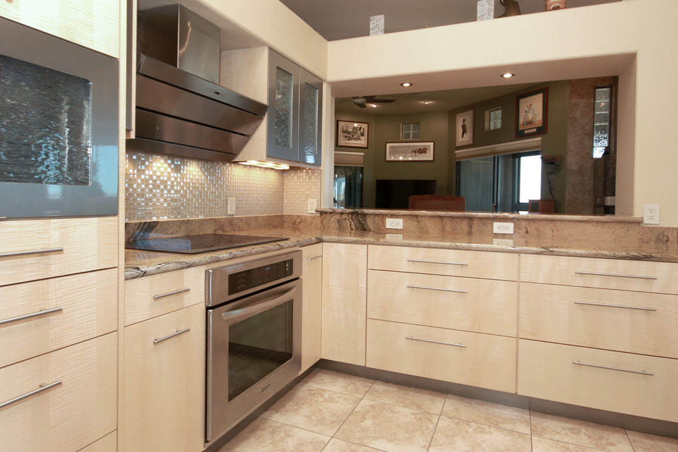 Tucson's Sleek Kitchen Design - Contemporary - Kitchen - Phoenix - by ...