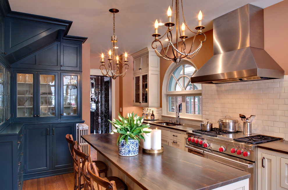 Turn of the Century Kitchen - Traditional - Kitchen - Milwaukee | Houzz