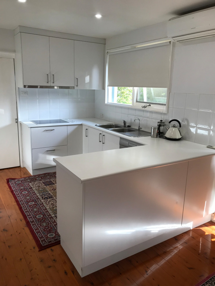 Turramurra - Contemporary - Kitchen - Sydney - by Dream Doors Sydney ...