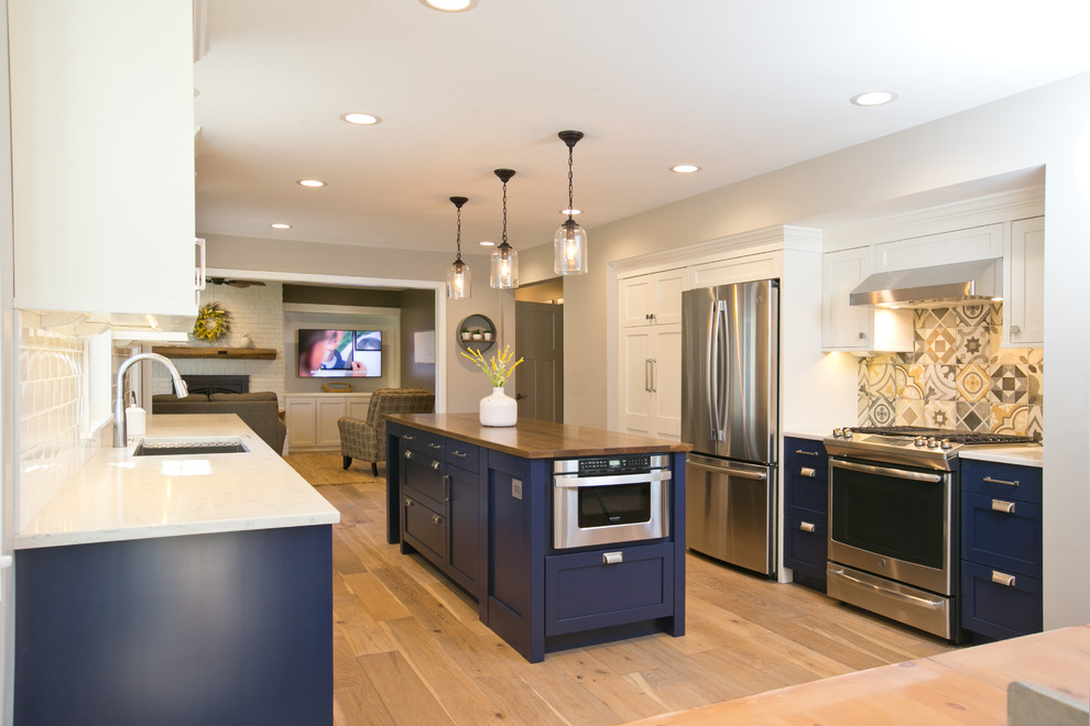 Tuxedo Style Kitchen Cabinets - Farmhouse - Kitchen - Chicago - by ...