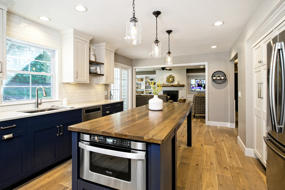 Tuxedo Style Kitchen Cabinets - Farmhouse - Kitchen - Chicago - by ...