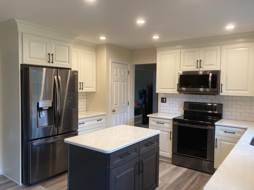 Two-Step Crown Molding Kitchen Remodel - Traditional - Kitchen ...
