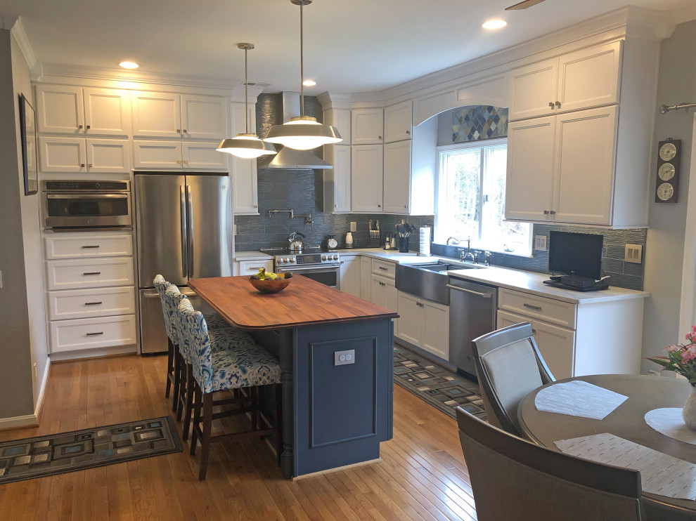 Two-Tone Kitchen Design in Bowie - Transitional - Kitchen - DC Metro ...