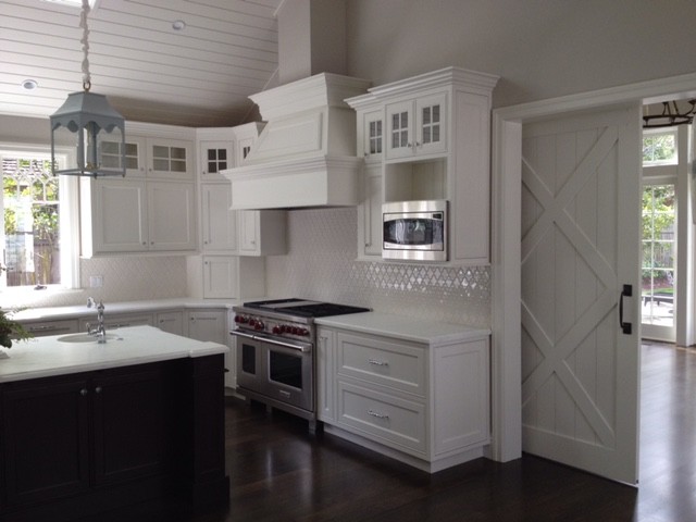 Two-Tone Kitchens - Farmhouse - Kitchen - San Francisco - by M&M ...