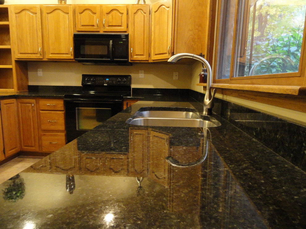 Uba Tuba Kitchen Countertops - Traditional - Kitchen - Cedar Rapids ...