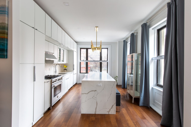 Upper West Side Modern Kitchen Design - Moderne - Cuisine - New York ...