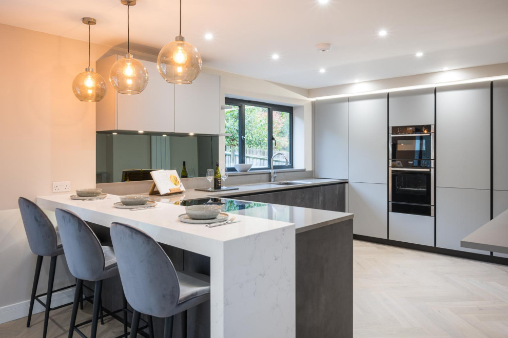 Upside down House - Contemporary - Kitchen - Kent - by PTC Kitchens | Houzz