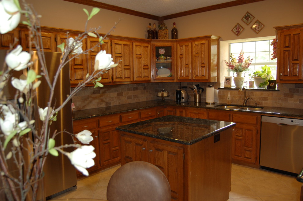 Verde Butterfly - Traditional - Kitchen - Dallas - by revitalized ...