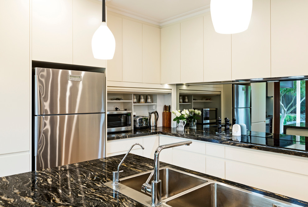 Vermont Sth - Modern - Kitchen - Melbourne - by Kitchens by Peter Gill ...