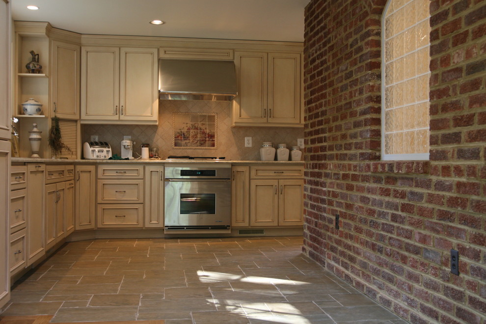 Vice Versa Builders - Traditional - Kitchen - DC Metro - by Sonny Wiehe ...