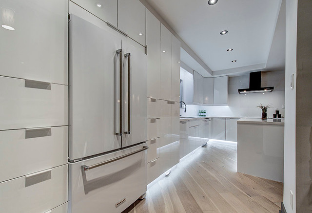 Victorian Semi - Modern - Kitchen - Toronto - by Constructive Design ...