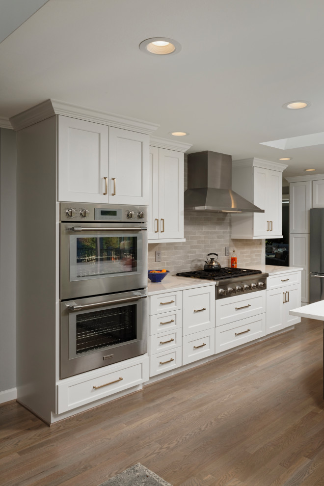 Vienna Kitchen - Contemporary - Kitchen - DC Metro - by Denny and ...