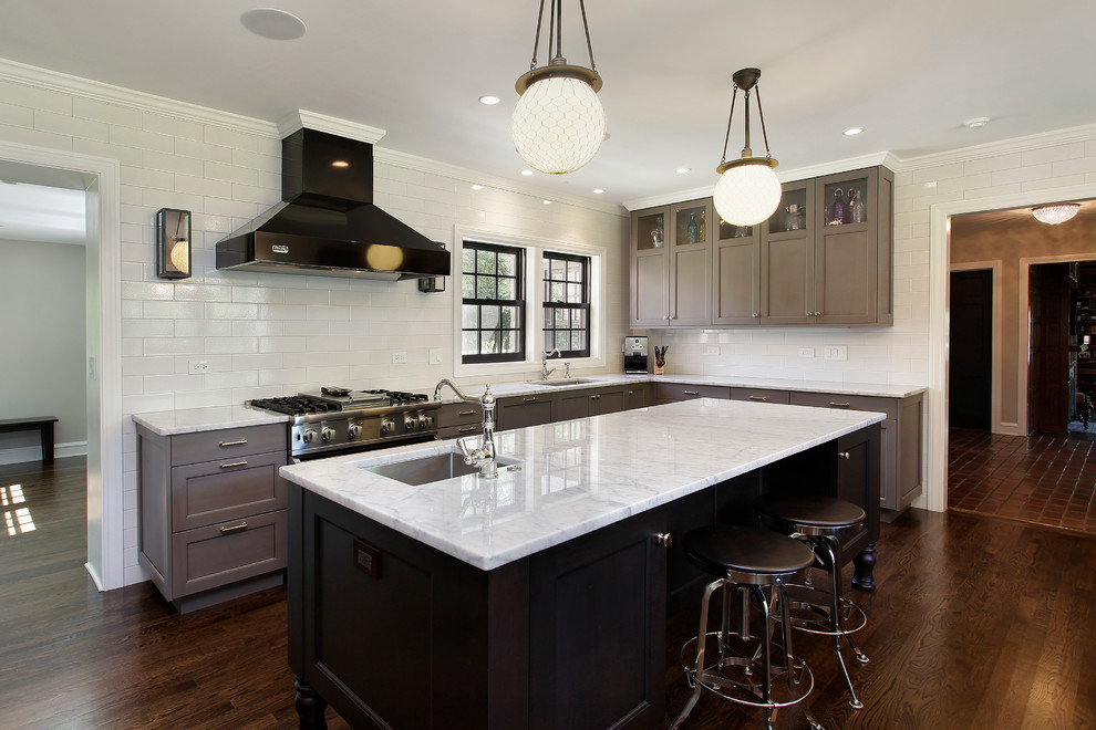 Vintage Suburban Home - Traditional - Kitchen - Chicago - by 2 Design ...