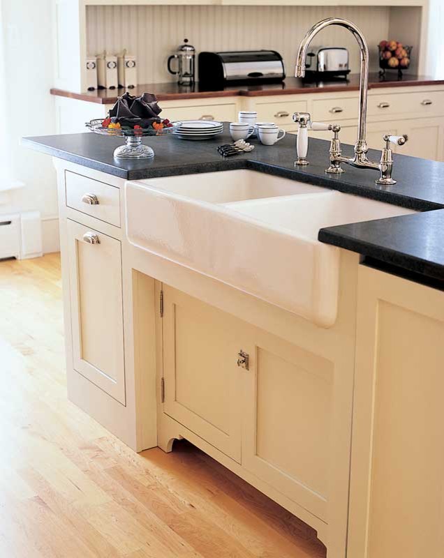 Vintage Unfitted Kitchen Design - Traditional - Kitchen - Other | Houzz