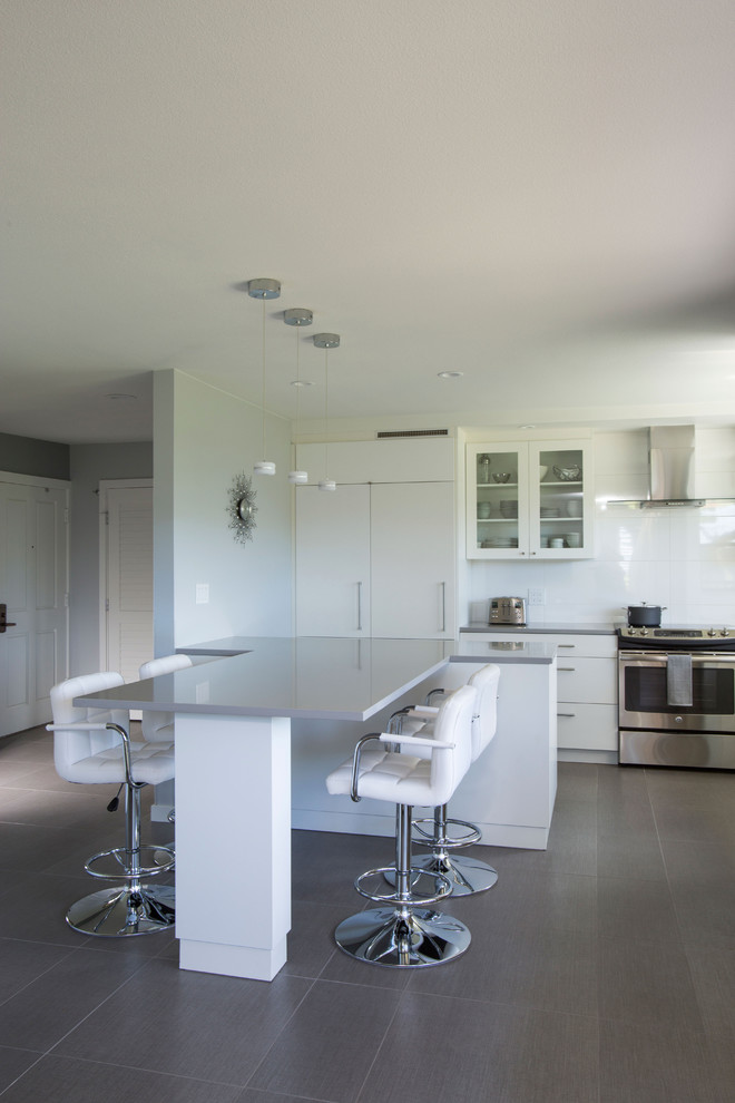 Wailea Ekolu Open Kitchen and Dining - Modern - Kitchen - Hawaii - by ...