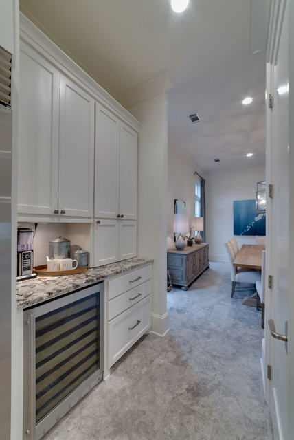 Walk Through Butler's Pantry - Classique Chic - Cuisine - Autres ...