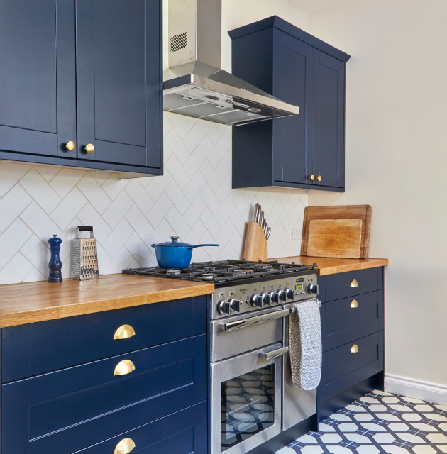 Wandsworth Deep Blue Kitchen and Bar - Kitchen - London - by HOLLAND ...