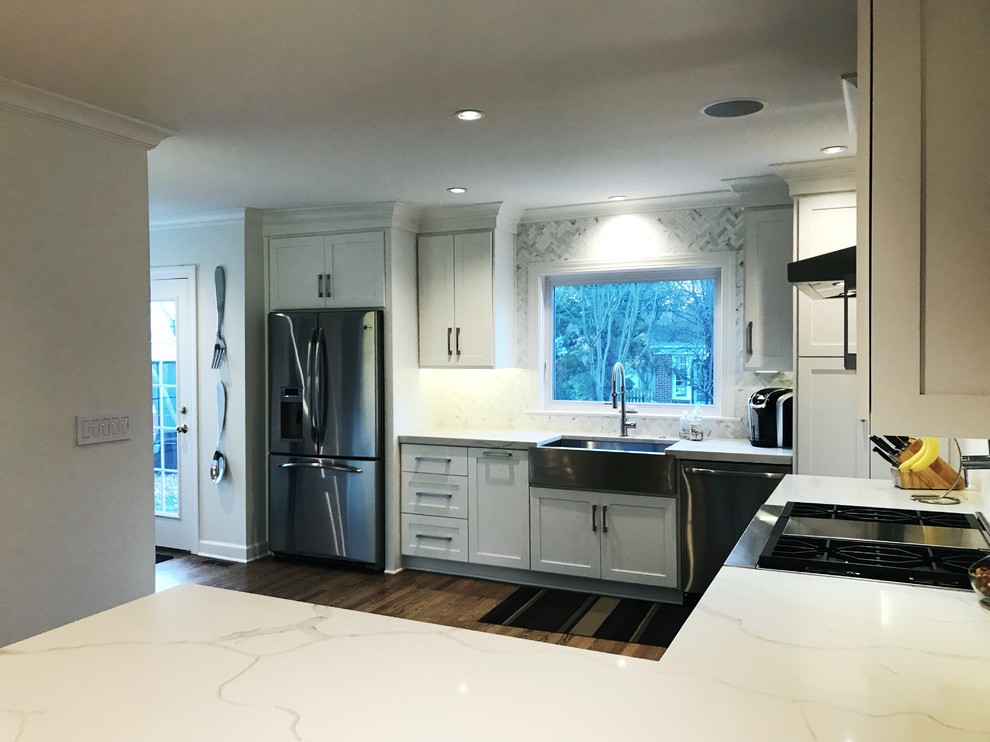 Ward Parkway Dine In Kitchen - Farmhouse - Kitchen - Kansas City - by ...