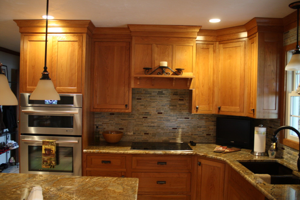 Wards Kitchen - Traditional - Kitchen - Other - by Custom Woodworking ...