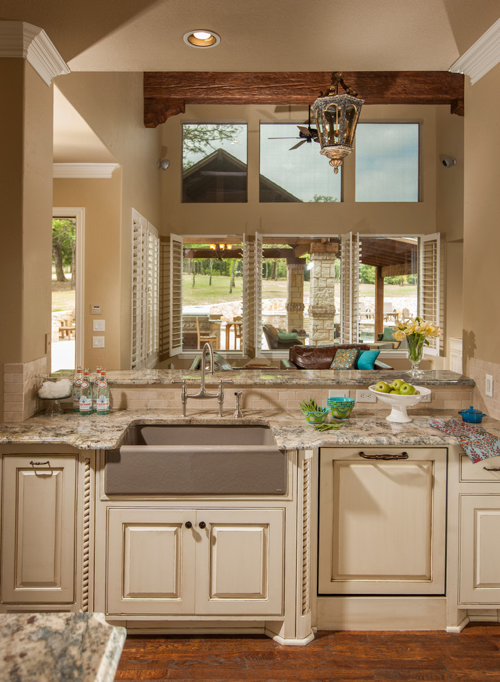 Warm Neutral Open Floor Plan - Traditional - Kitchen - Dallas - by ...