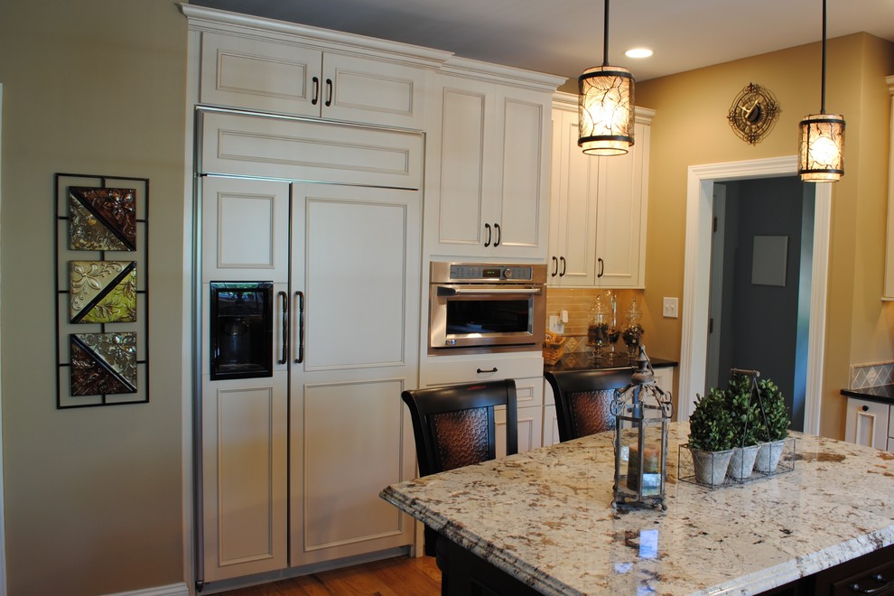 Warm Welcoming Kitchen - Traditional - Kitchen - Philadelphia - by ...