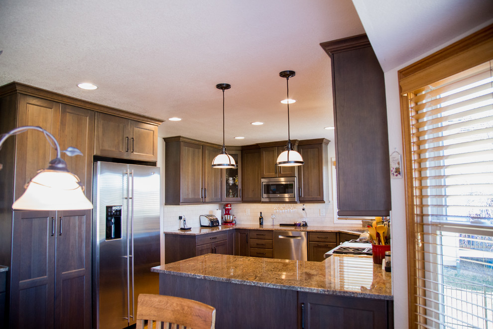 Warm Wood Tone Kitchen - Traditional - Kitchen - Denver - by Jan Neiges ...