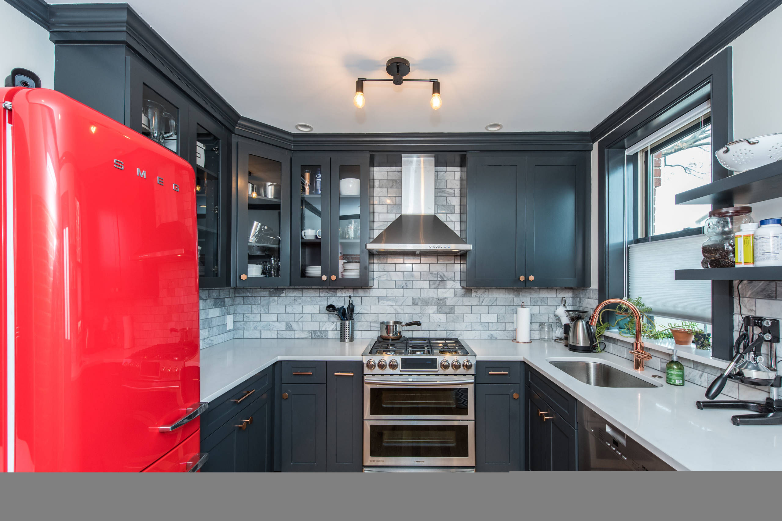 Red Blue Kitchen Cabinets 32 Beautiful Blue Kitchen Ideas To Try In