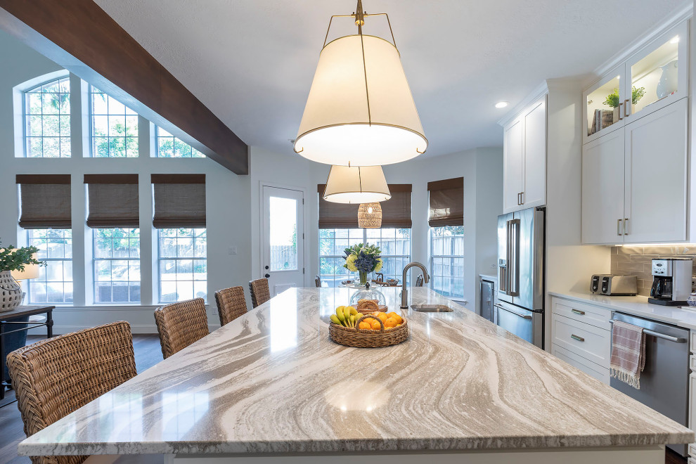 Waterbury Project - Beach Style - Kitchen - Houston - by Jennifer ...