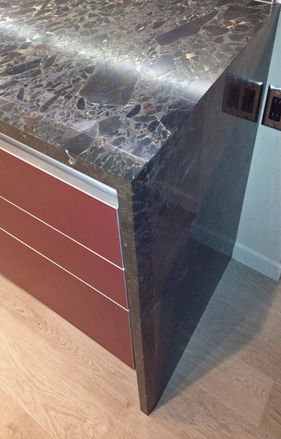 Waterfall granite with custom edge detail - Contemporary - Kök - Hawaii ...