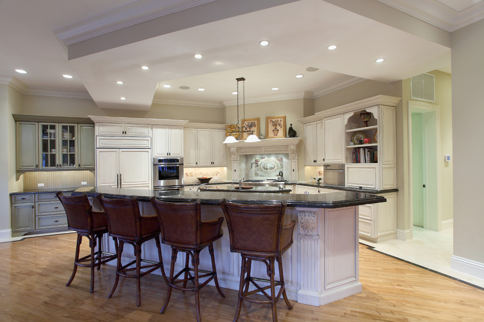 Waterfront Home in Fort Lauderdale - Traditional - Kitchen - Miami - by ...