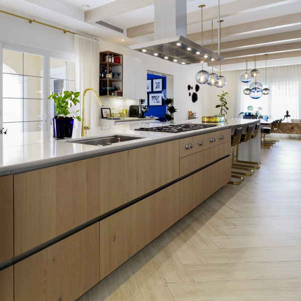 WAY KITCHEN DESIGN AT ARABIAN RANCHES, DUBAI - Moderno - Cucina - Altro ...