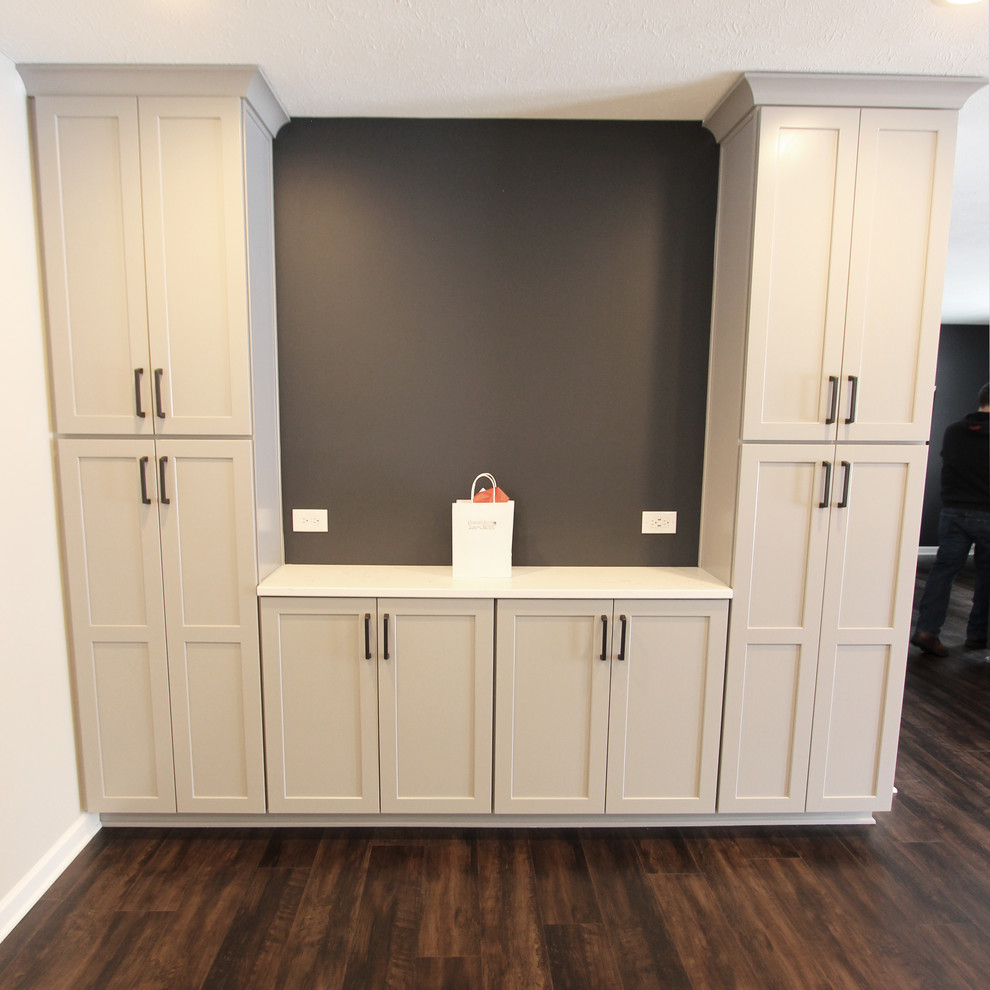 Waypoint LivingSpaces 410F Painted Stone Cabinets - Kitchen - Cleveland ...