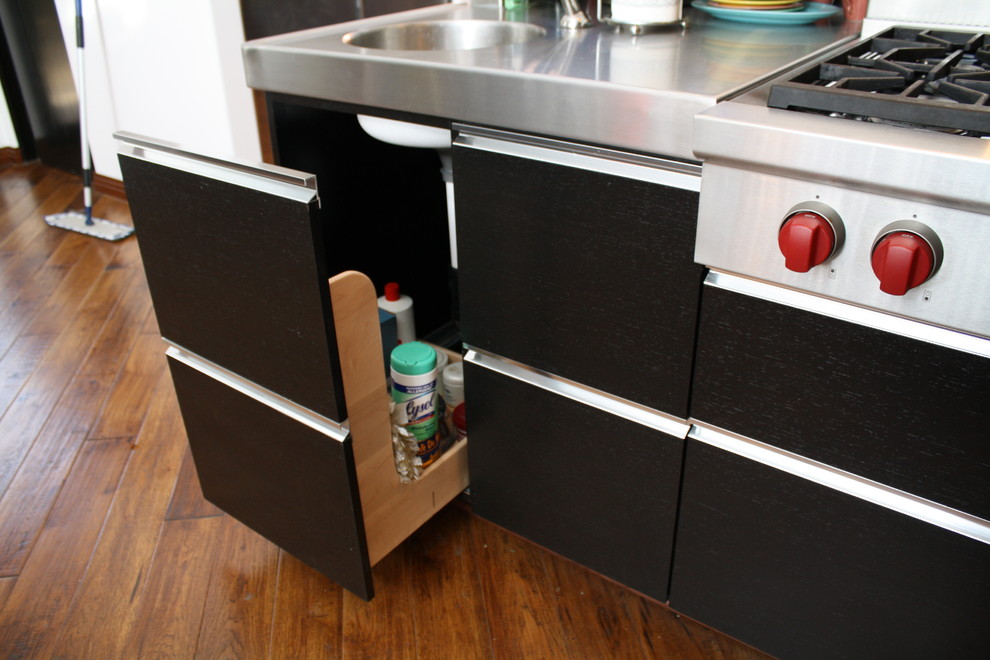 Wenge Kitchen rollout - Modern - Kitchen - Los Angeles - by Cabinet ...