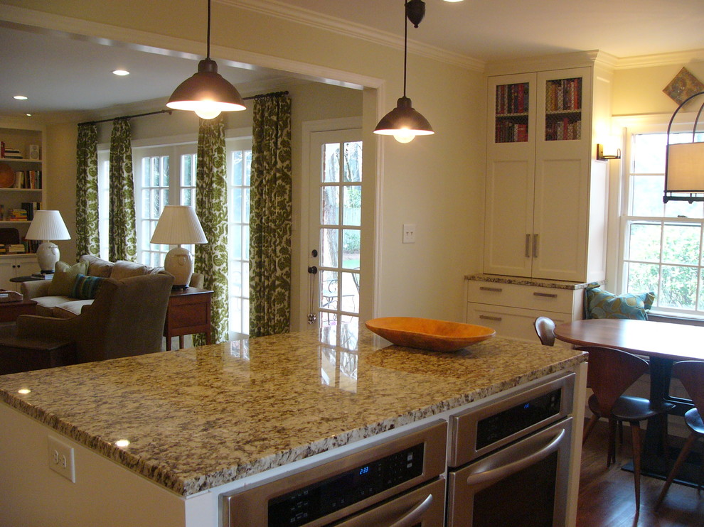 White & Simple Kitchen - Modern - Kitchen - Charlotte - by DeRhodes ...