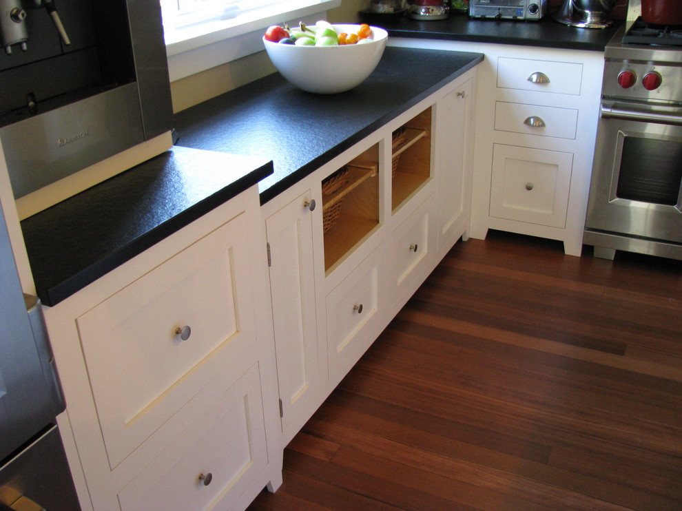 White Craftsman Style Traditional Kitchen - Craftsman - Kitchen ...