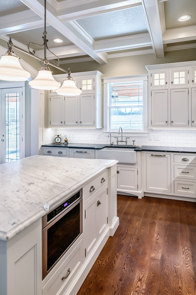 White Inset with Curved Armoire Refrigerator - Küche - Cincinnati - von ...