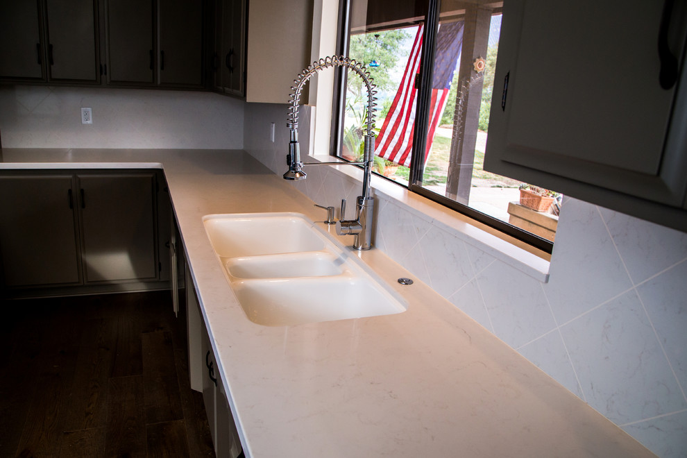 White Quartz - Contemporary - Kitchen - Los Angeles - by Pacific ...