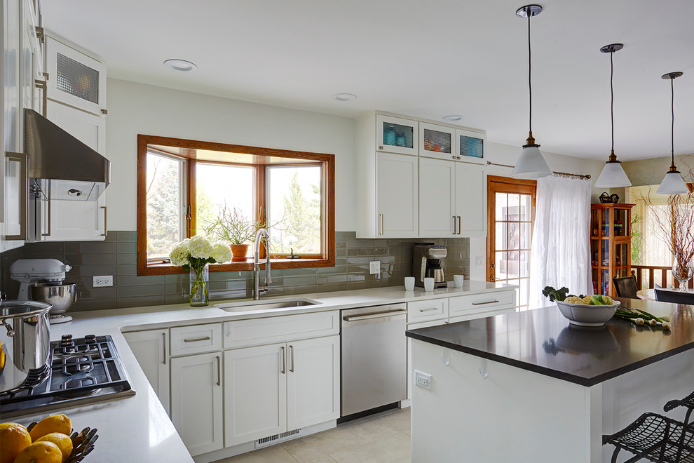 White Waterfall Kitchen - Contemporary - Kitchen - Chicago - by ...