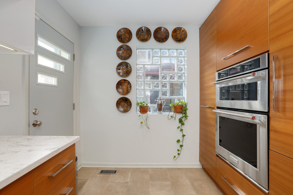 Wicker Park Kitchen & Bathroom Renovation - Midcentury - Kitchen ...
