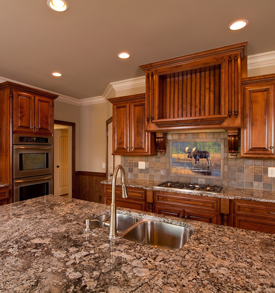 Wildlife Tile Mural in Lodge Kitchen Design - Traditional - Kitchen ...
